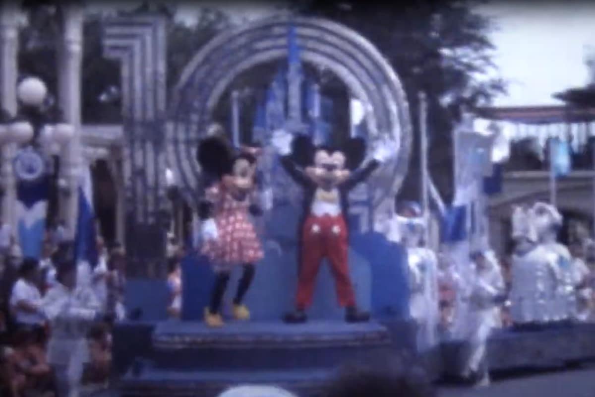 Tencennial Parade | Disney World Complete Guide